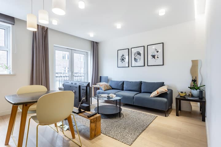 Fab Apartment By Tower Bridge - London
