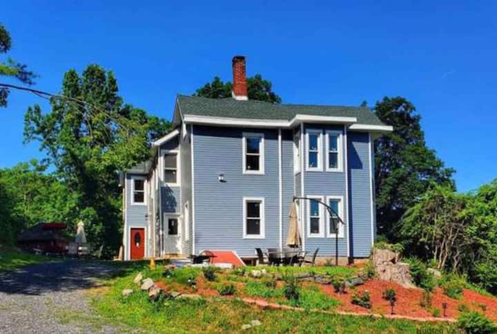 Victorian Estate: Nature Retreat-near Attractions - Rhinebeck, NY