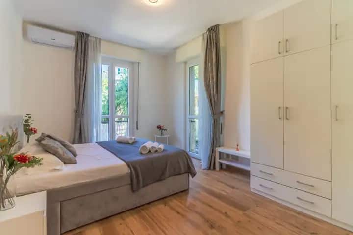 New Cozy Apartment - Rapallo