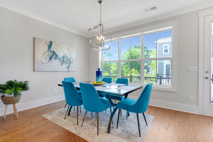 Tri-luxe Towne - Greenville, SC