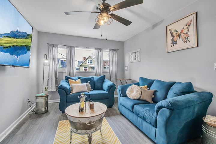 Comfy Cozy Three Bedroom Apartment - Buffalo, NY