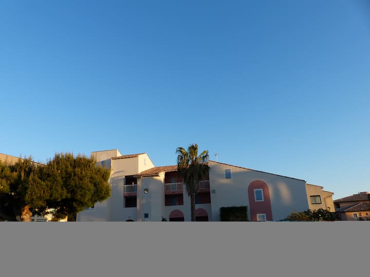 Loue T2 Vue Mer Et Jardins. - Sanary-sur-Mer