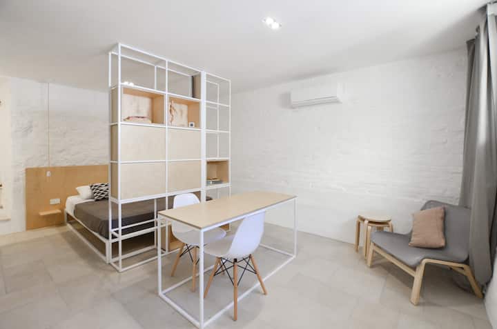 Minimalissa Kut (Boutique Apt1 ) - Vis