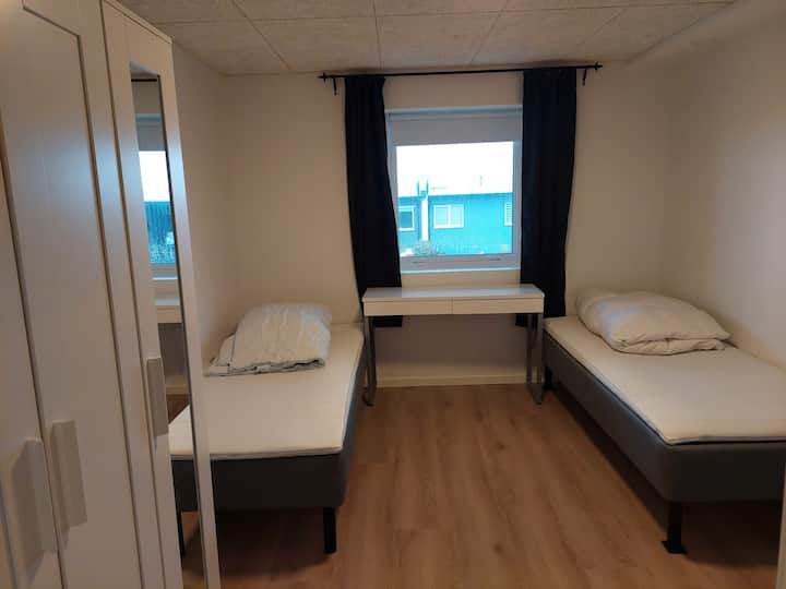 Room In Tórshavn - Private Bedroom And Bathroom. - Îles Féroé