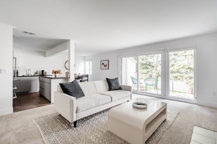 2 Bedroom Apartment Menlo Park - Palo Alto, CA
