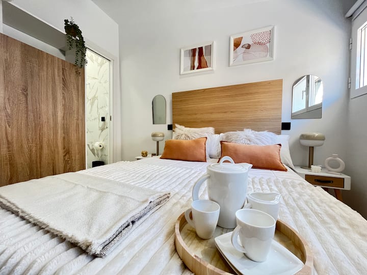 Encantador Tirso Molina Exterior Mesón Temporal - Madrid