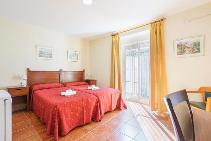 Hab Cuadruple Con Baño Privado - Jerez de la Frontera