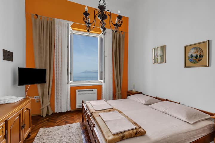 Beach Rooms Riviera 3-žuta Kuća - Makarska