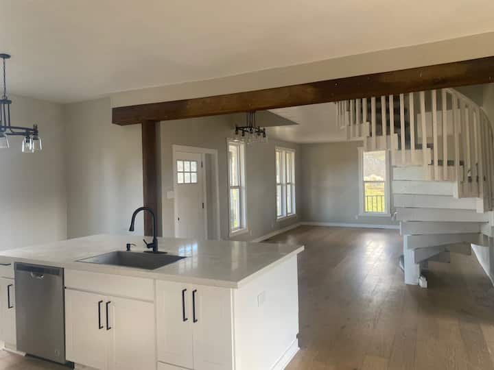 Apple Orchard View Retreat - Wildlife Safari, Winston