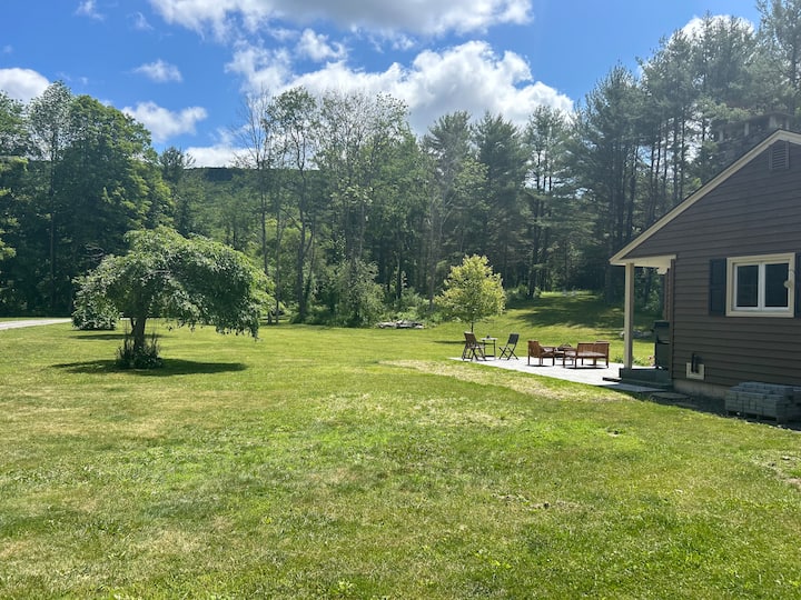 Private Home Set On 17 Beautiful Acres - West Stockbridge, MA