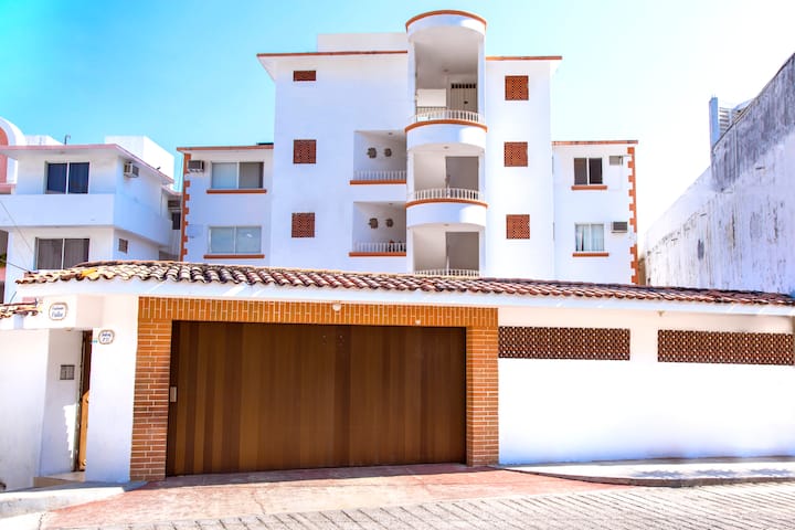 Lujoso Condominio En Costa Azul - Acapulco