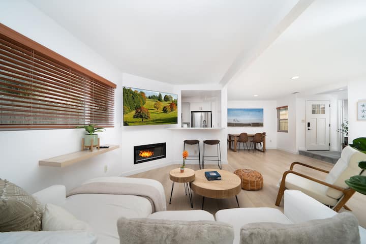 Downtown Beach Home, 5 Min To Beach! Backyard, Bbq - Fountain Valley, CA