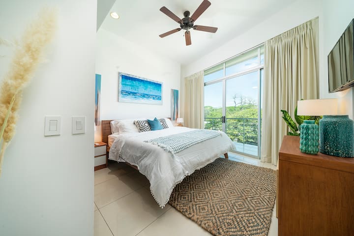 Heart Of Tamarindo Apart. 1 Block To The Beach - Tamarindo