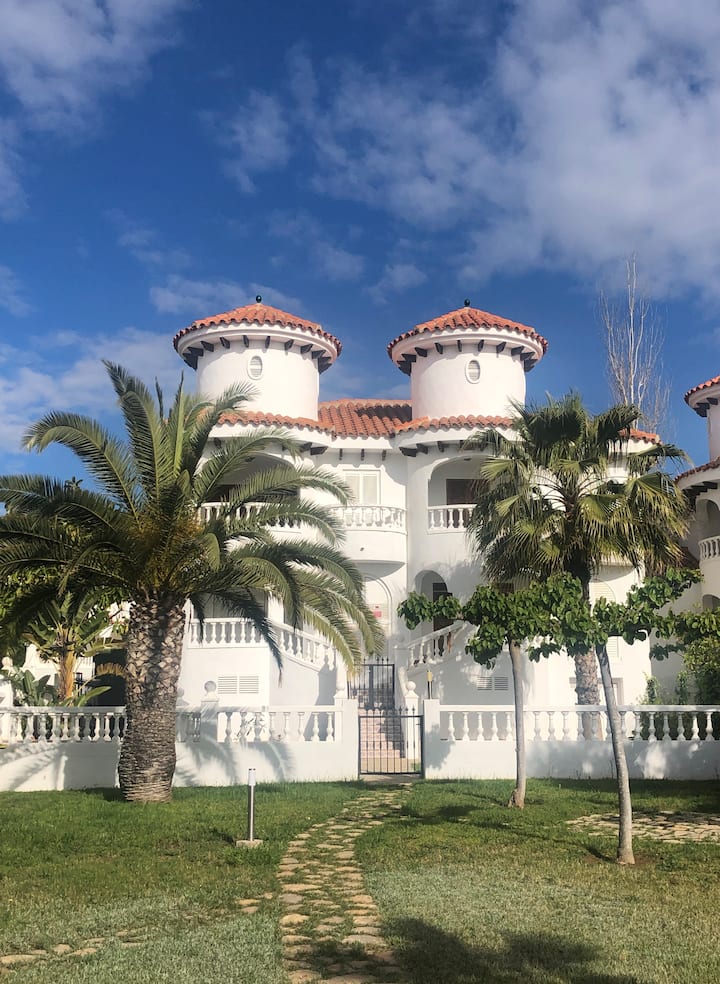 Wundervolle Villa Direkt Am Meer - Alcossebre
