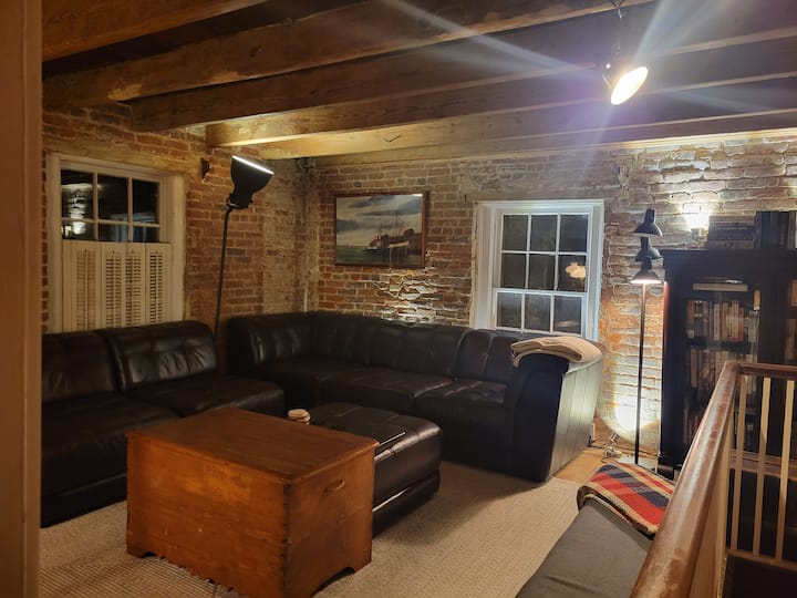 1750 Washington Family National Treasure - Alexandria, VA