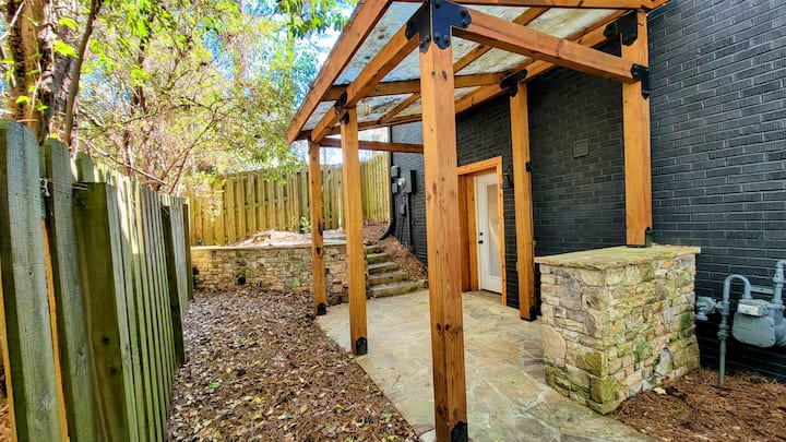 Private 1 Br Mil Suite In Buckhead - Atlanta, GA