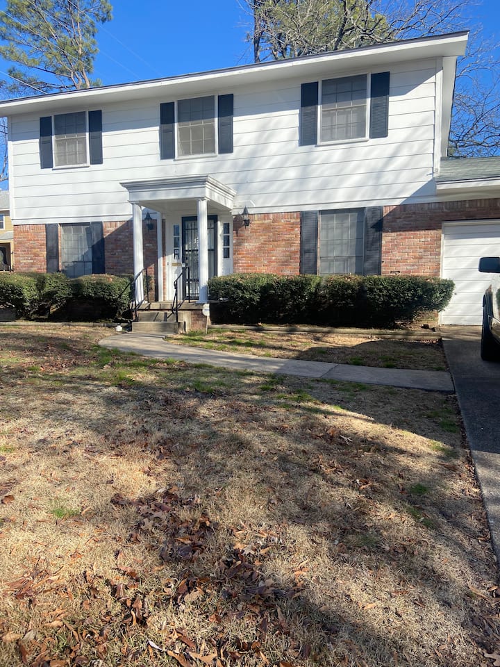 Little Rock Central - 4 Bedroom/2.5 Bath Home - Little Rock