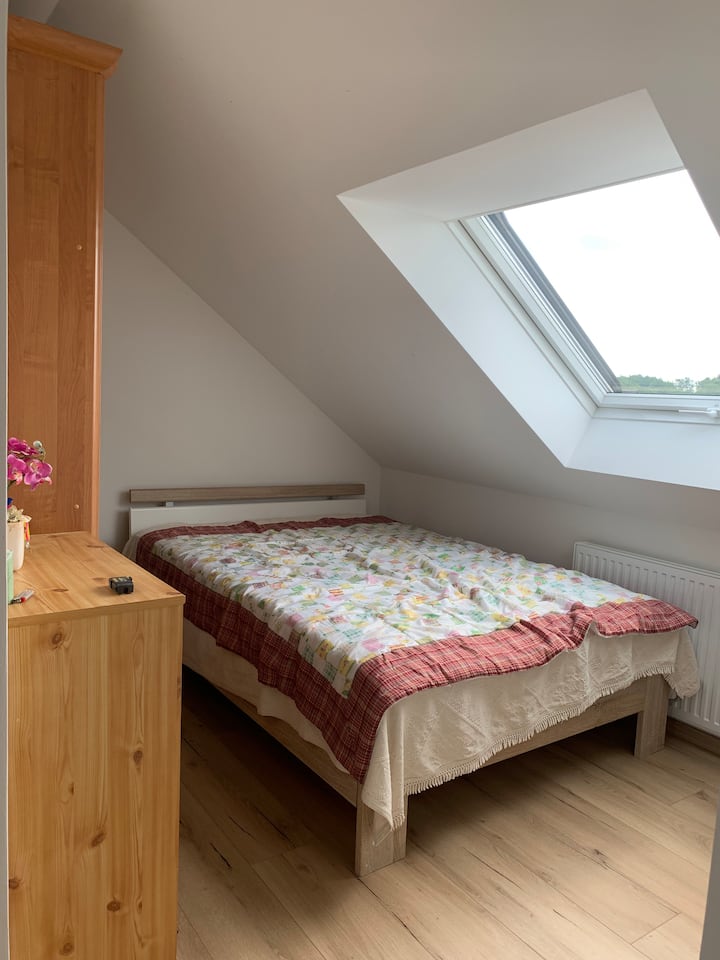 Moderne Dachgeschoss Whg. Für Monteure / Familien - Bielefeld
