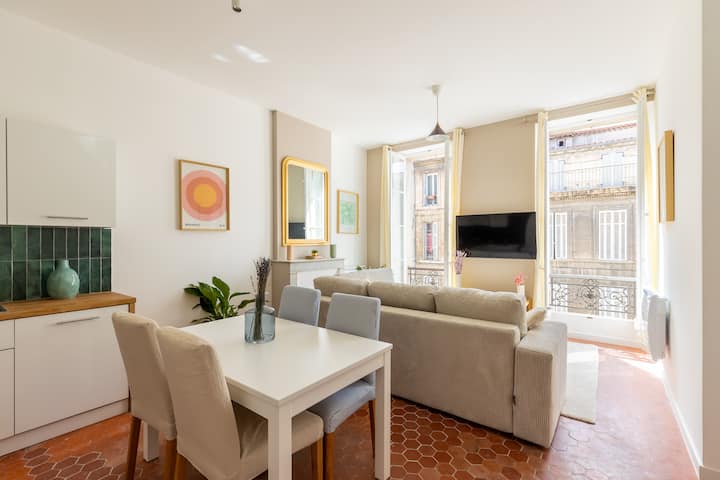 Cosy 3 Chambres Sur La Place Notre Dame Dumont - Marseille