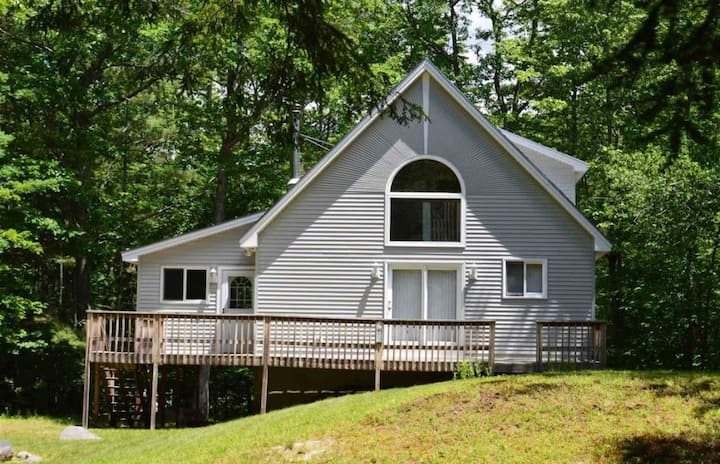 Oasis Getaway - All Season W/ Lake & Mountains - Moultonborough, NH