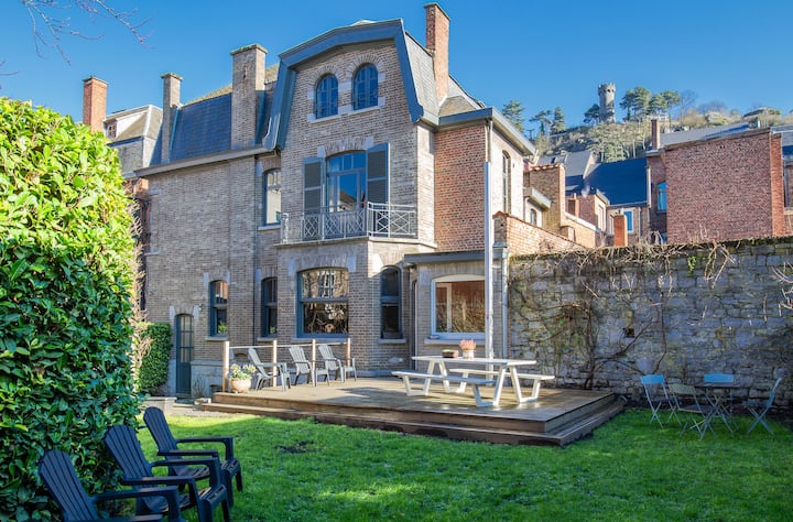 A L'ombre De La Croisette - Dinant