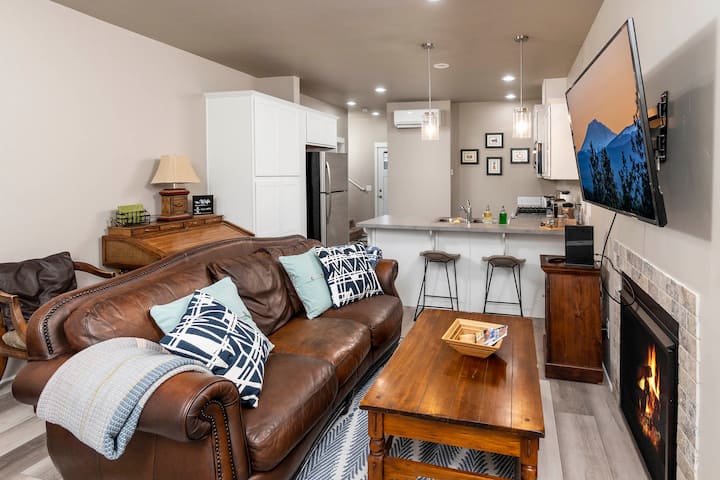 Nature's Best Getaway: Cozy Bend Townhouse - Bend, OR