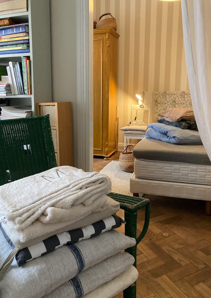 Attraktivt Boende & Arbetsstudio, Mitt I City - Stockholm