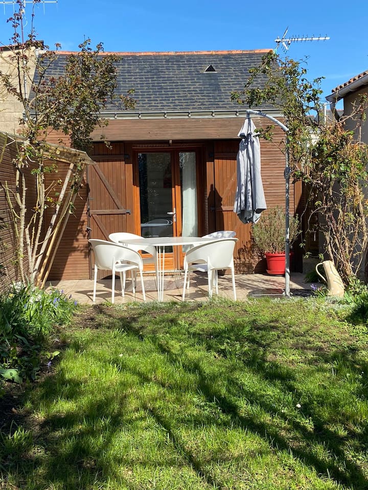 Maison Avec Terrasse Et Jardin - Angers