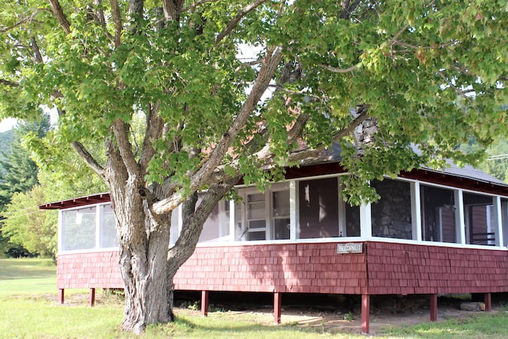 Lakefront-family & Pet Friendly-adirondack Cabin - Indian Lake, NY