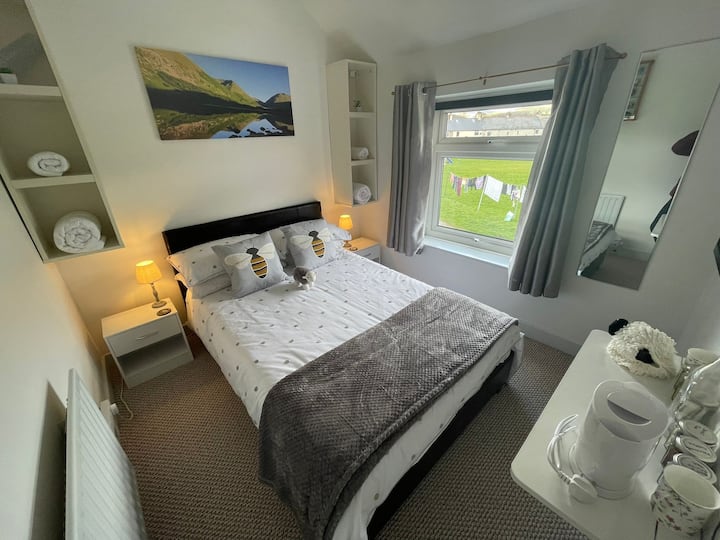 Ingleborough View Mining Cottage - Ingleton