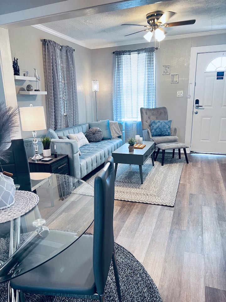 Makin’ Waves - 2 Bdrm Cottage - Close To Beach - Moody Gardens, Galveston