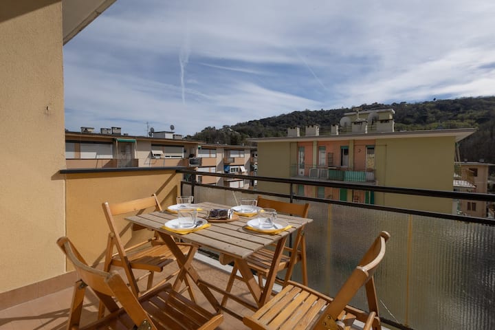 Bilocale Con Terrazzino - Adiacente Golf Rapallo - Portofino
