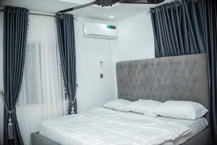 Enjoy The Best Of Both World - Benin City