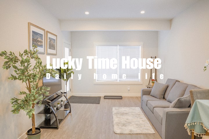 Lucky Time House| The Best Place To Travel Banff - Calgary