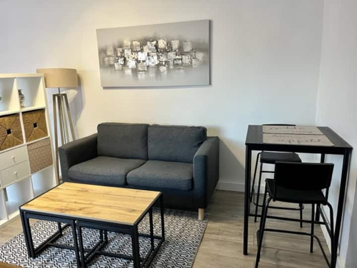 Joli T1 Rénové Proche Des Plages - Le Pradet