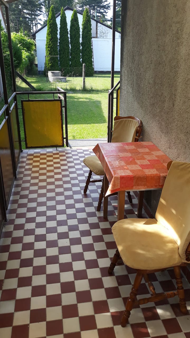Sólyom Apartman Lelle -