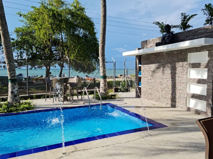 Lujosa Cabaña Con Piscina Y Frente Al Mar! - Covenas