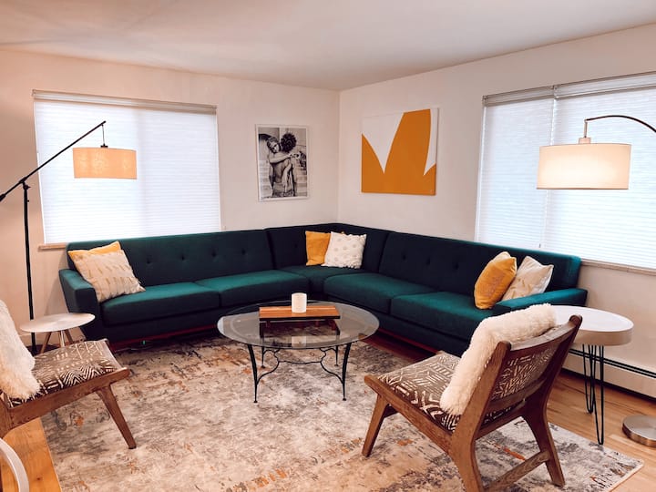 North Boulder Cozy + Spacious Home - Boulder, CO