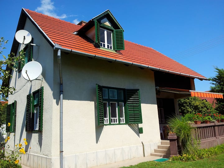 Mackó Nyaraló - Balatonfenyves