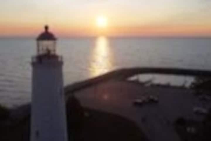 Lurgan Beach Vacation Rentals & Homes - Ontario, Canada | Airbnb