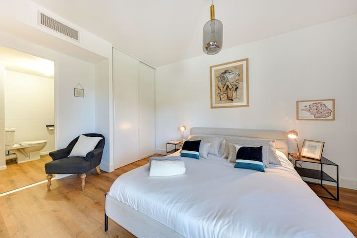 Suite Centre Parking, Loggia, Ascenseur, Recharge - Aix-en-Provence