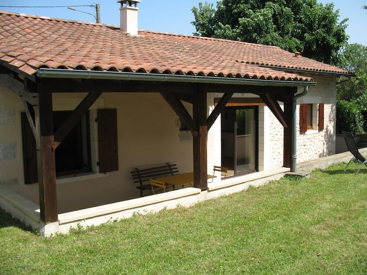 Cottage à La Campagne - Dordogne - Aubeterre-sur-Dronne