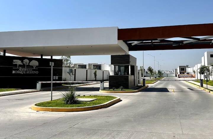 Alojamiento Entero Residencial "Casasan" - Aguascalientes