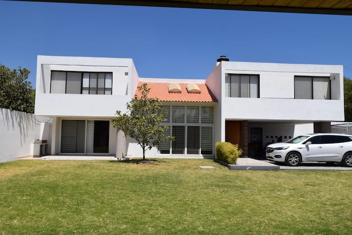 Residencia De 3 Casas - San Luis Potosí