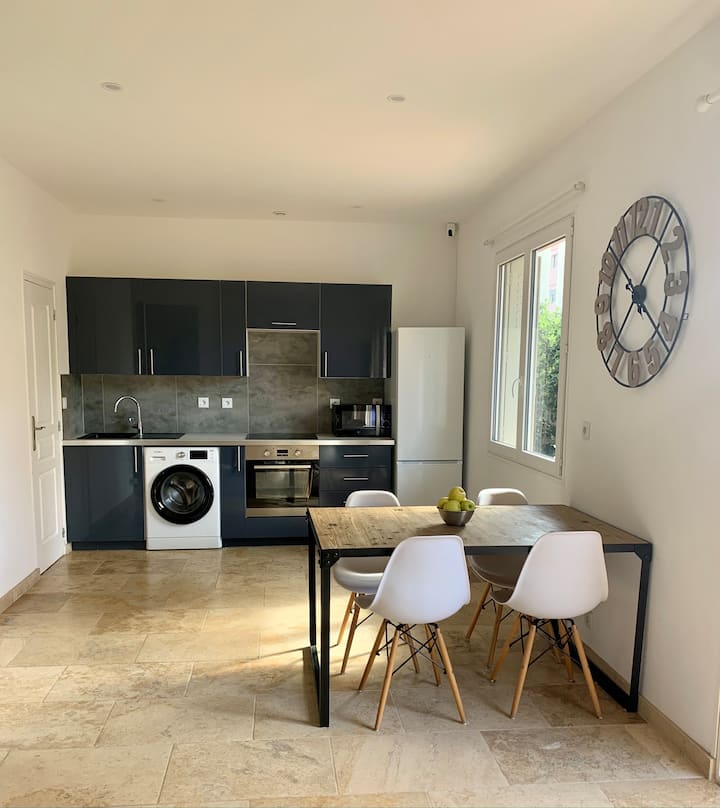 Appartement à 200m Des Plages. - Fréjus