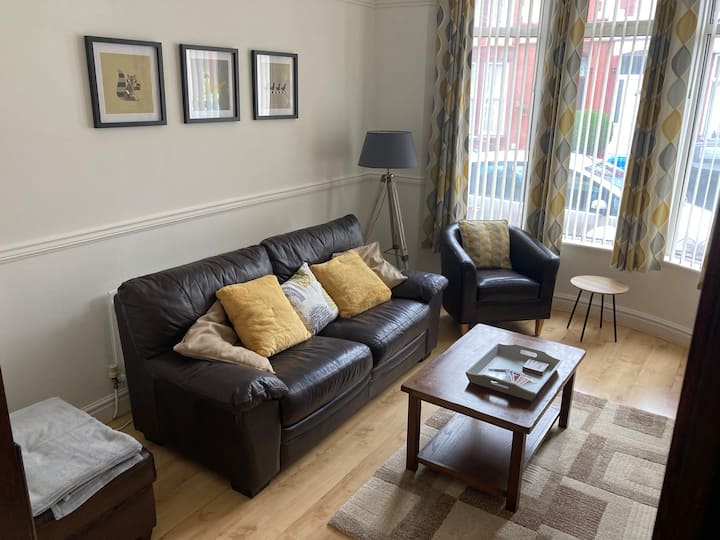 Town House Liverpool - Great For City & Football - Guernsey