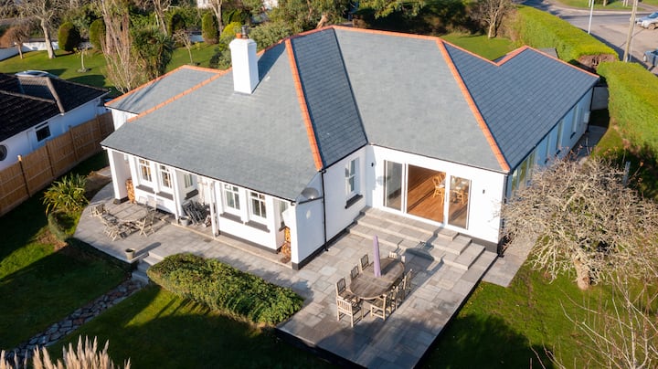 Seaside Home In Rock Sleeps 8-12 People - Padstow