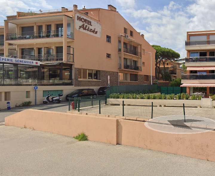 Emplacement Exceptionnel 30 M De La Plage Clim - Cavalaire-sur-Mer