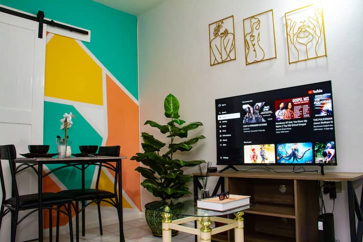 Apt In The Heart Of Kingston - ジャマイカ キングストン
