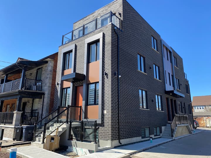 Brand New Private Unit Hosting For Fifa 2026 - Toronto